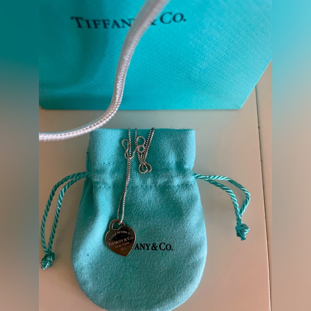 Tiffany And Co Authentic Heart Return Heart Shaped Si… - Gem